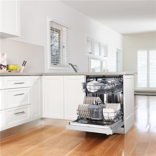 Stainless steel freestanding dishwasher - WSF6602XA | Westinghouse ...